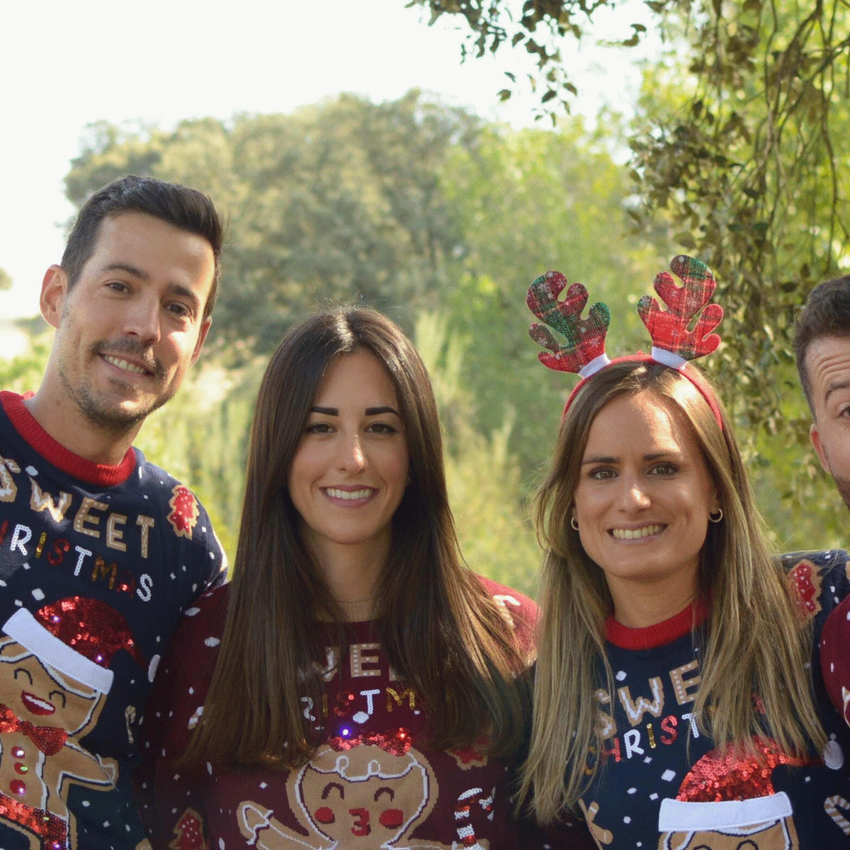 Light Up Christmas Jumper | Light Up Xmas Jumpers 2025 – Christmas ...